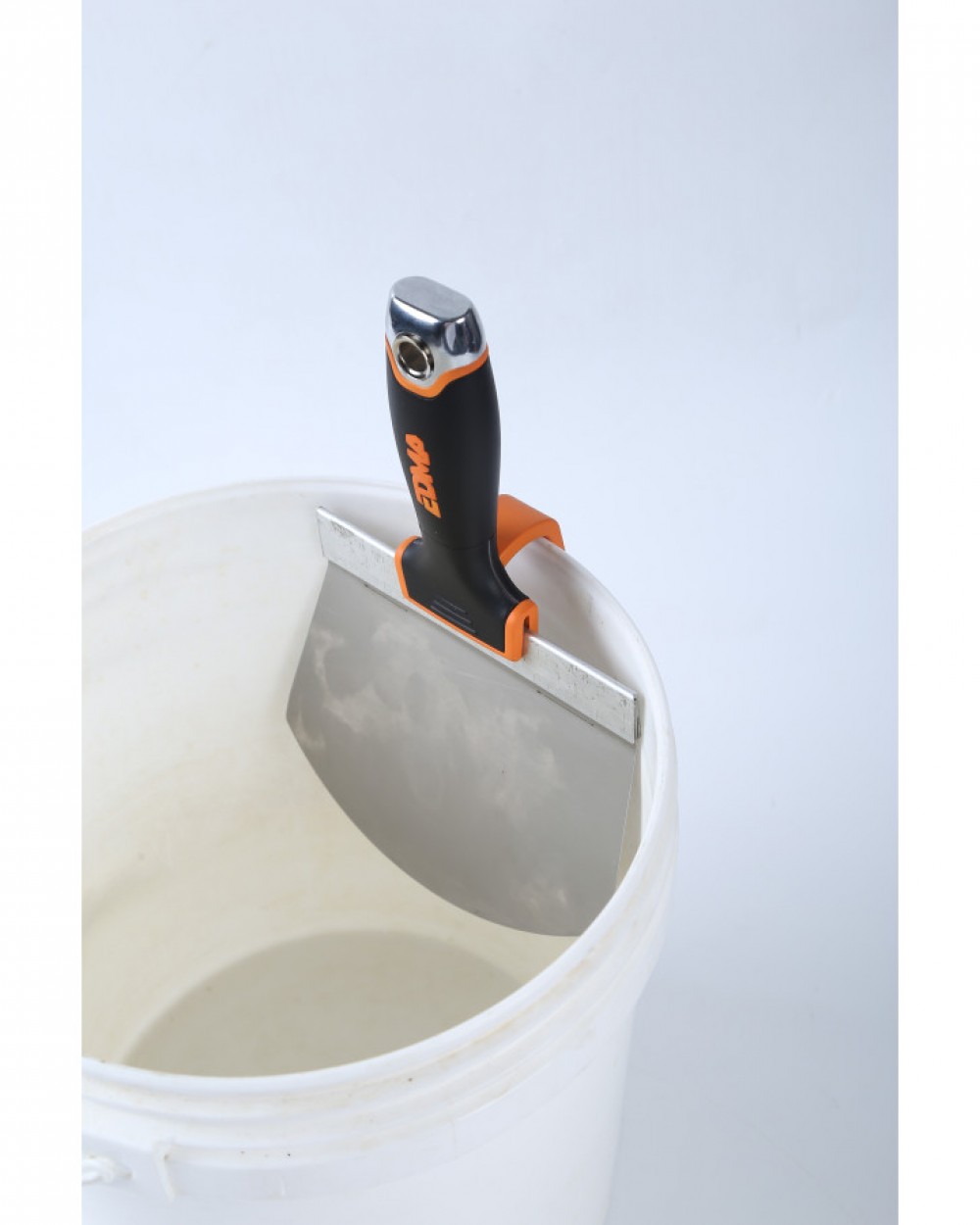 EDMA Spatula for bucket